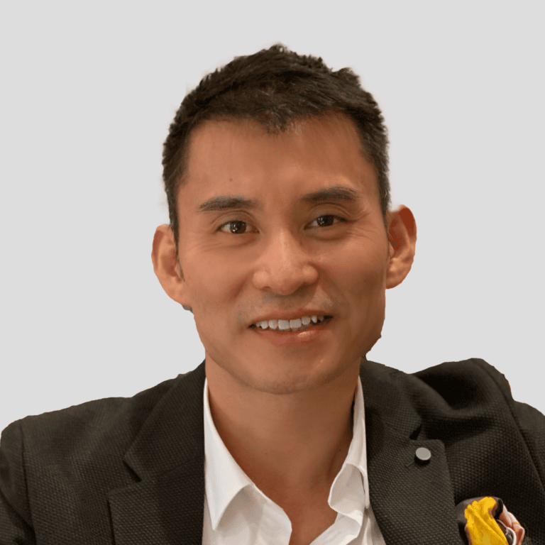 About the Leadership Team - TigerGraph